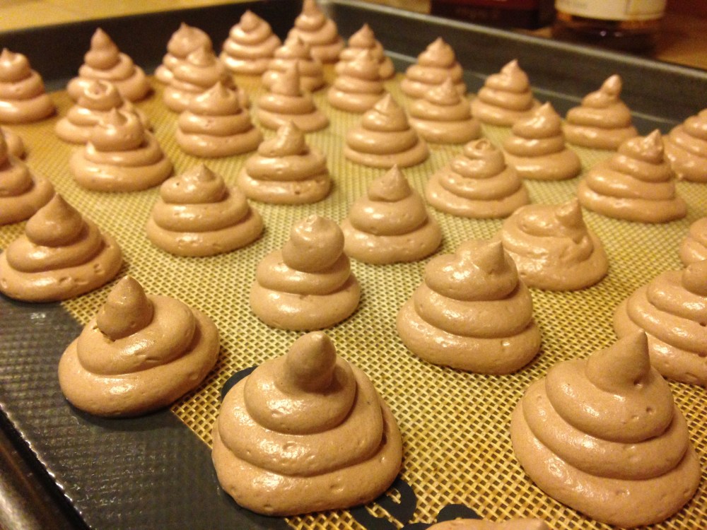 Poop emoji meringue cookies | Megan's Island